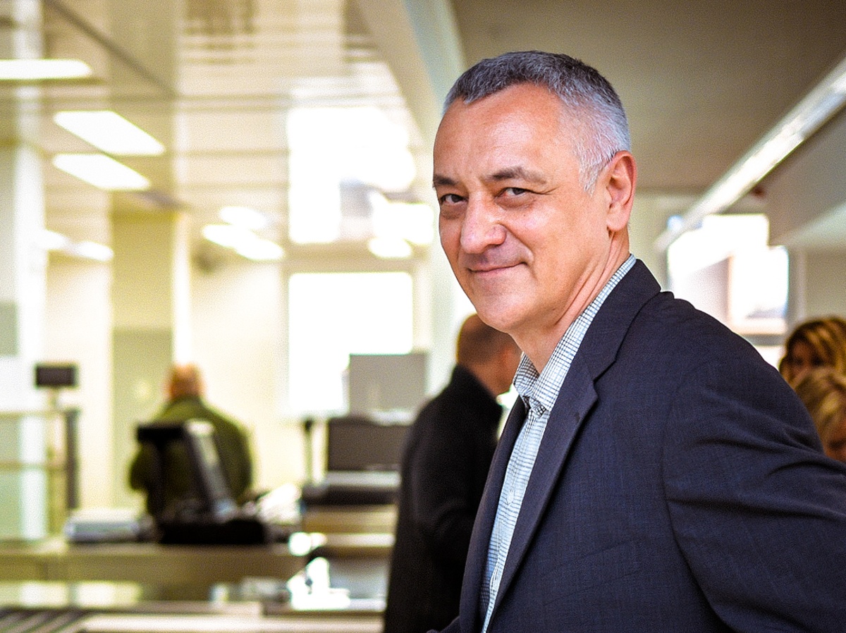 Ředitel Správy kolejí a menz UP by se měl stát hejtmanem: Žurnál - News ...