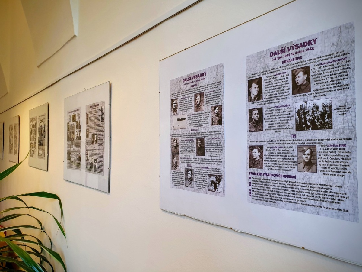 Operace Anthropoid v knihovně ve Zbrojnici: Žurnál Online ...