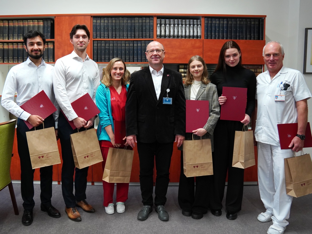 Poděkování úspěšným studentům: Žurnál Online / Zpravodajství z UP