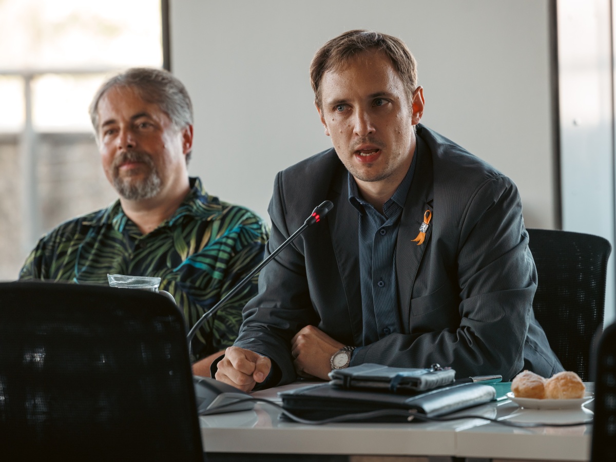 Karel Lemr obhájil post předsedy Akademického senátu PřF UP ...