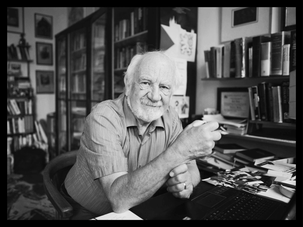 Josef Jařab, first post-Velvet Revolution UP Rector, dies aged 85 ...